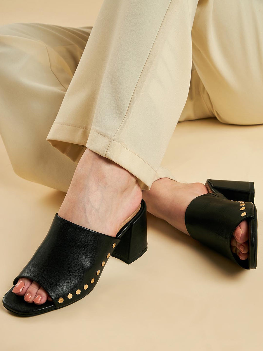 Crishelle Leather Heels – Peach Flores